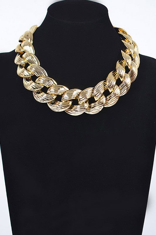 GOLD Oversized Chain Necklace – flyfatchick