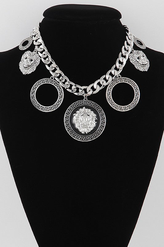 Bold Lion Emblem Chain Necklace BLACK/SILVER – flyfatchick